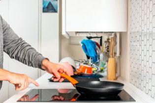 Induction Cooktop Problems: Causes And Solutions