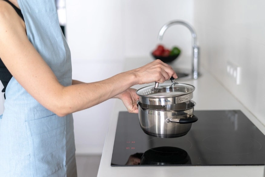 Induction Cooktop Problems: Causes And Solutions - Essential Home And ...